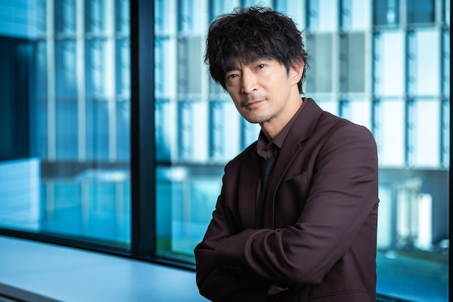 【インタビュー】『トリリオンゲーム』津田健次郎「キャラクター同士の絶妙な距離感も楽しんでいただけたら幸いです」